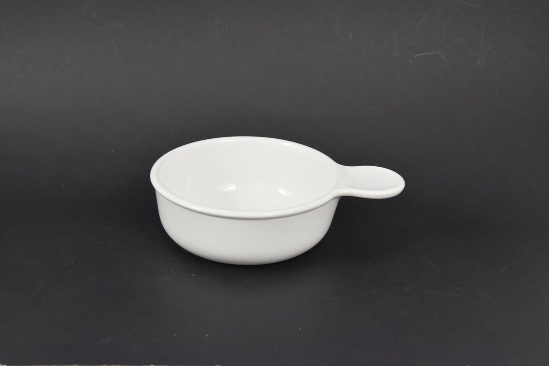 Corning Ware Grab It P-150-B | Small Casserole Dish | Solid White Retro ...