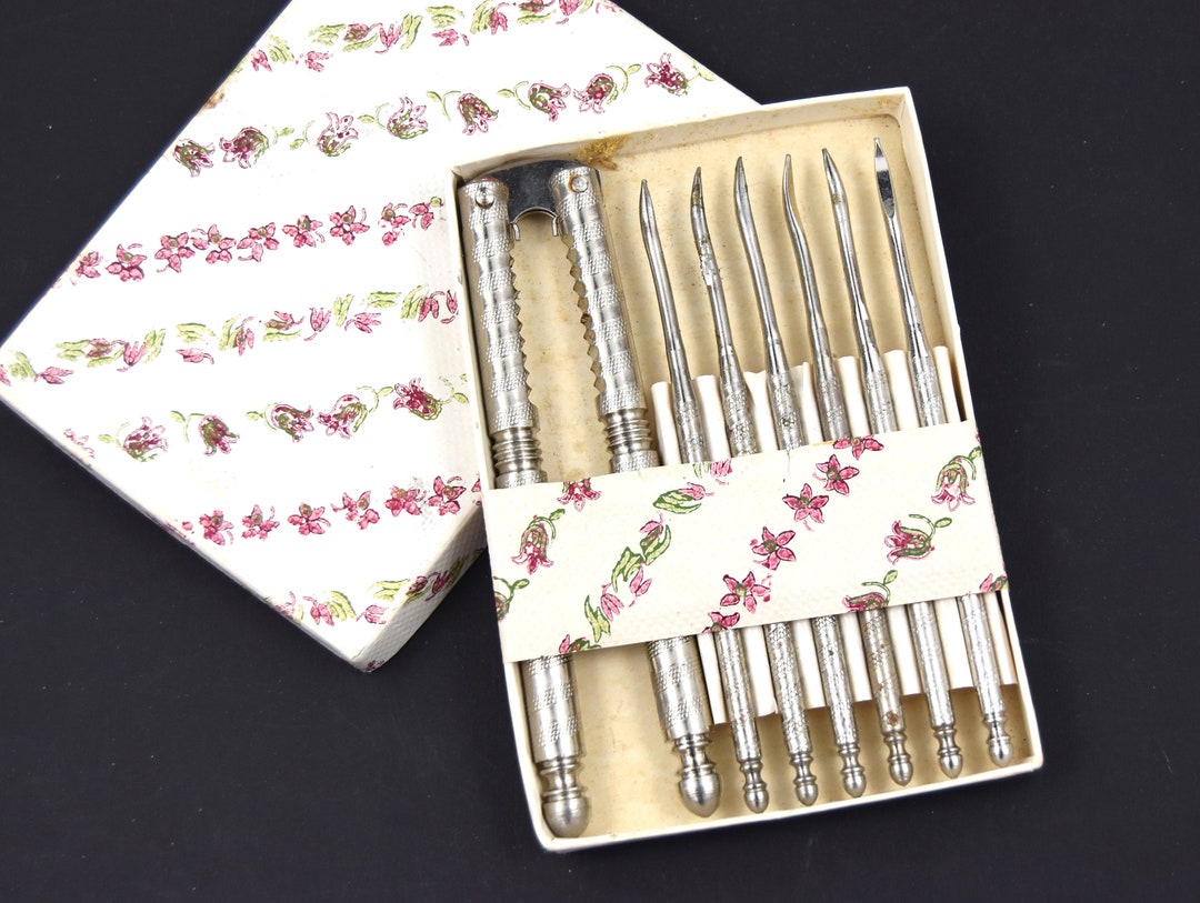 Vintage Nutcracker + 6 Pick Set | in Original Gift Box | Christmas ...