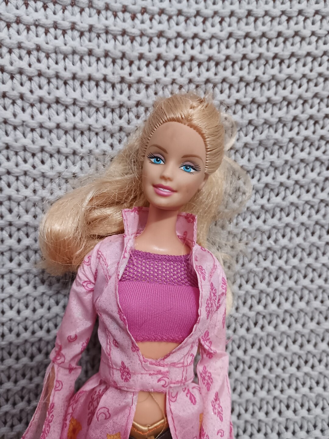 Charm Girls - Secret Spells Barbie in Her Original Outfit C 2003 Mattel ...