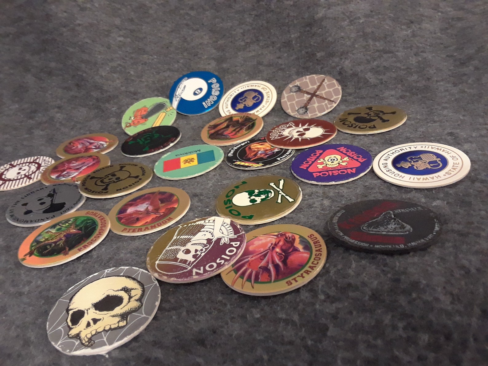 Set of 16 assorted pogs red holder and holographic slammer | Etsy