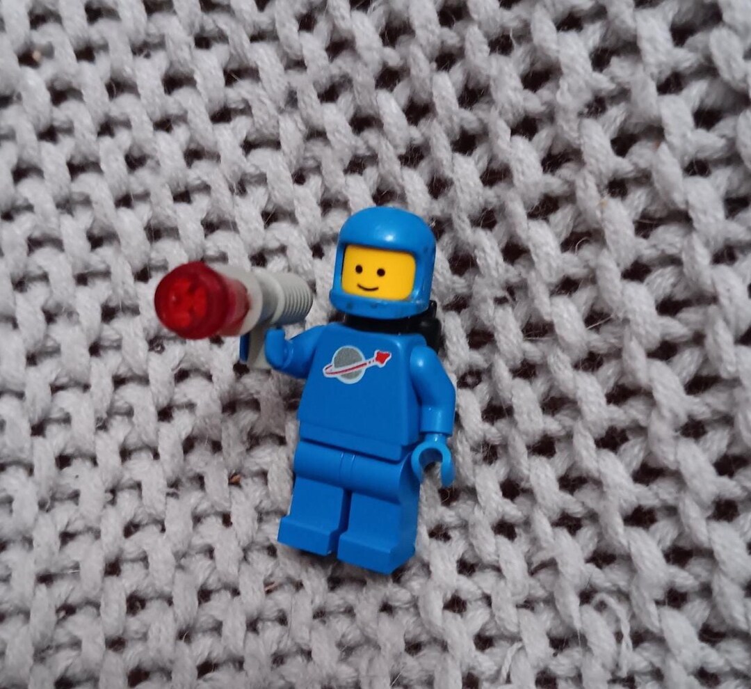 Vintage 1980's LEGO Classic Blue Spaceman With Helmet, Air Tank and ...