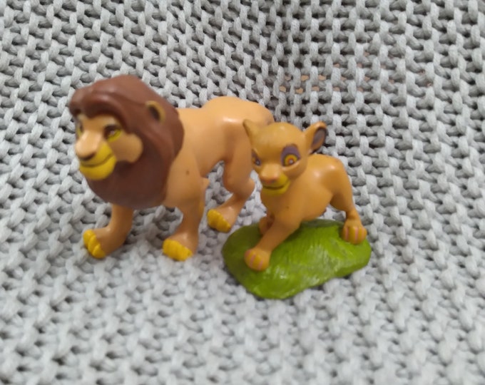 Pair of Disney's Lion King Figurines - Adult Simba and Baby Simba - Etsy