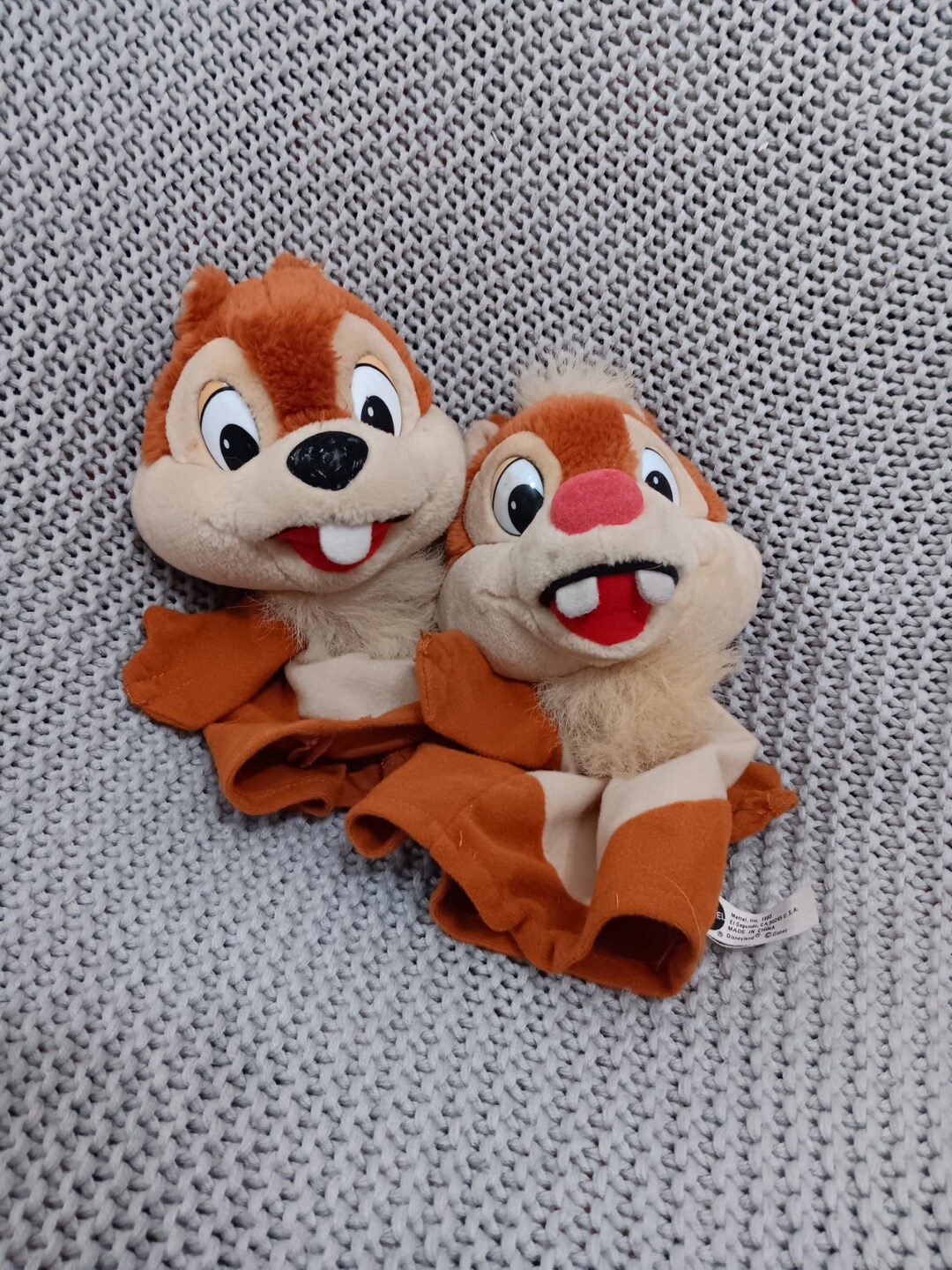 Pair of Vintage Walt Disney's Chip and Dale Chipmunk Hand Puppets C ...