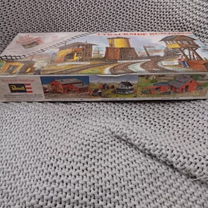 NRFB Vintage HO Scale 4 Pack of Trackside Buildings: Tender's Shack, 2 ...