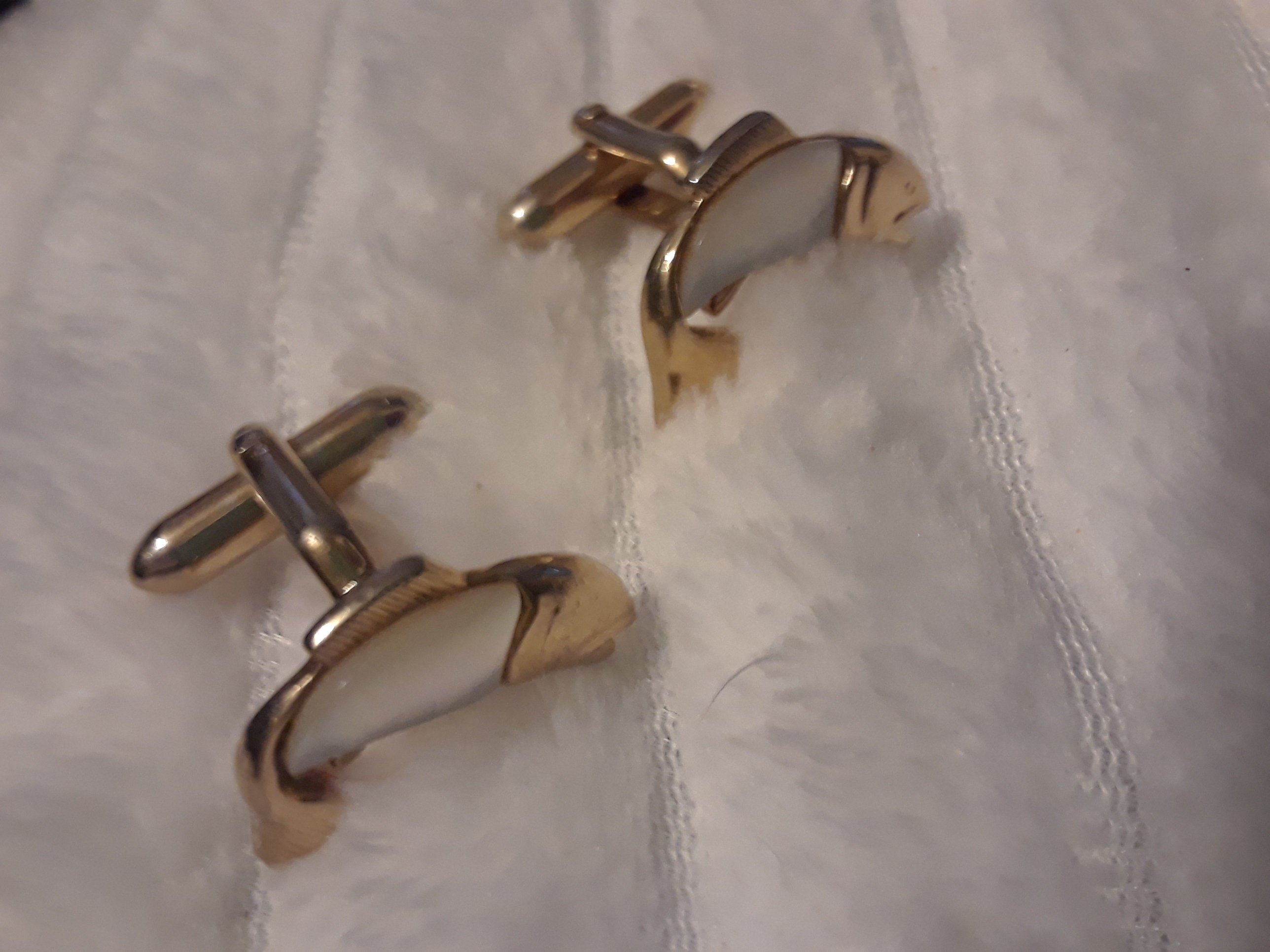 Vintage Fish Shaped Mother of Pearl Inlay Gold Toned Cufflinks - Etsy