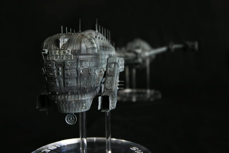Event Horizon Spacecraft Model, 1/2000 Scale - Etsy