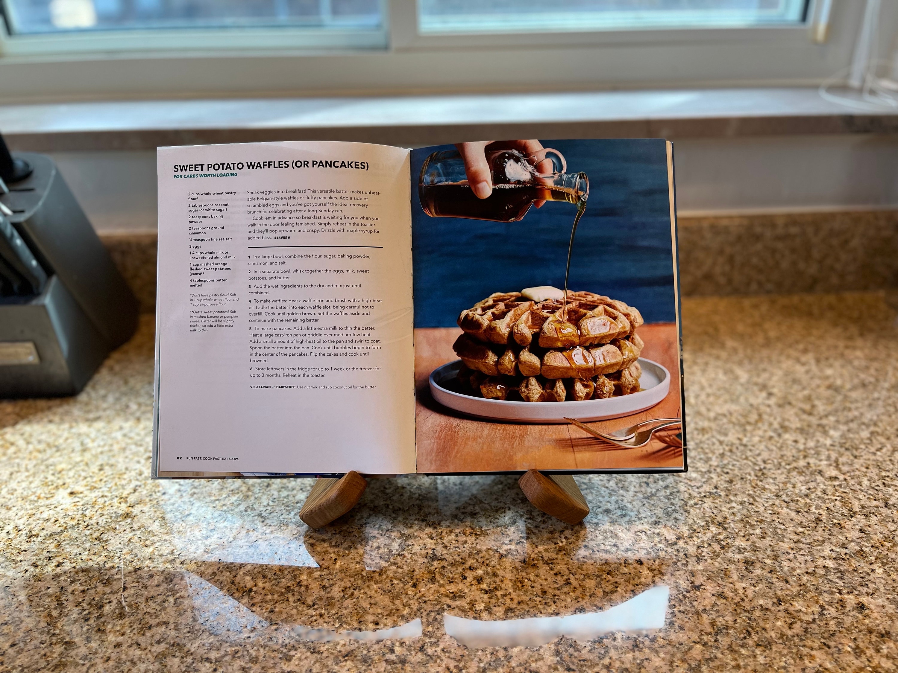 Cutting Board Stand CNC FILE Cook Book Stand Gift for Mom - Etsy