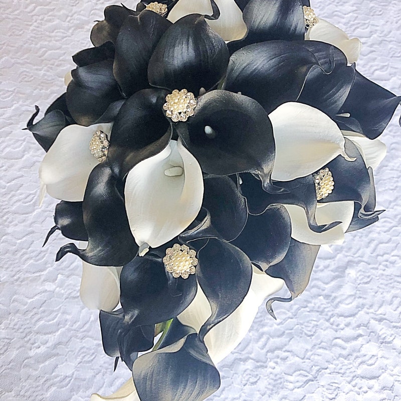 Black Bridal Bouquet - Etsy