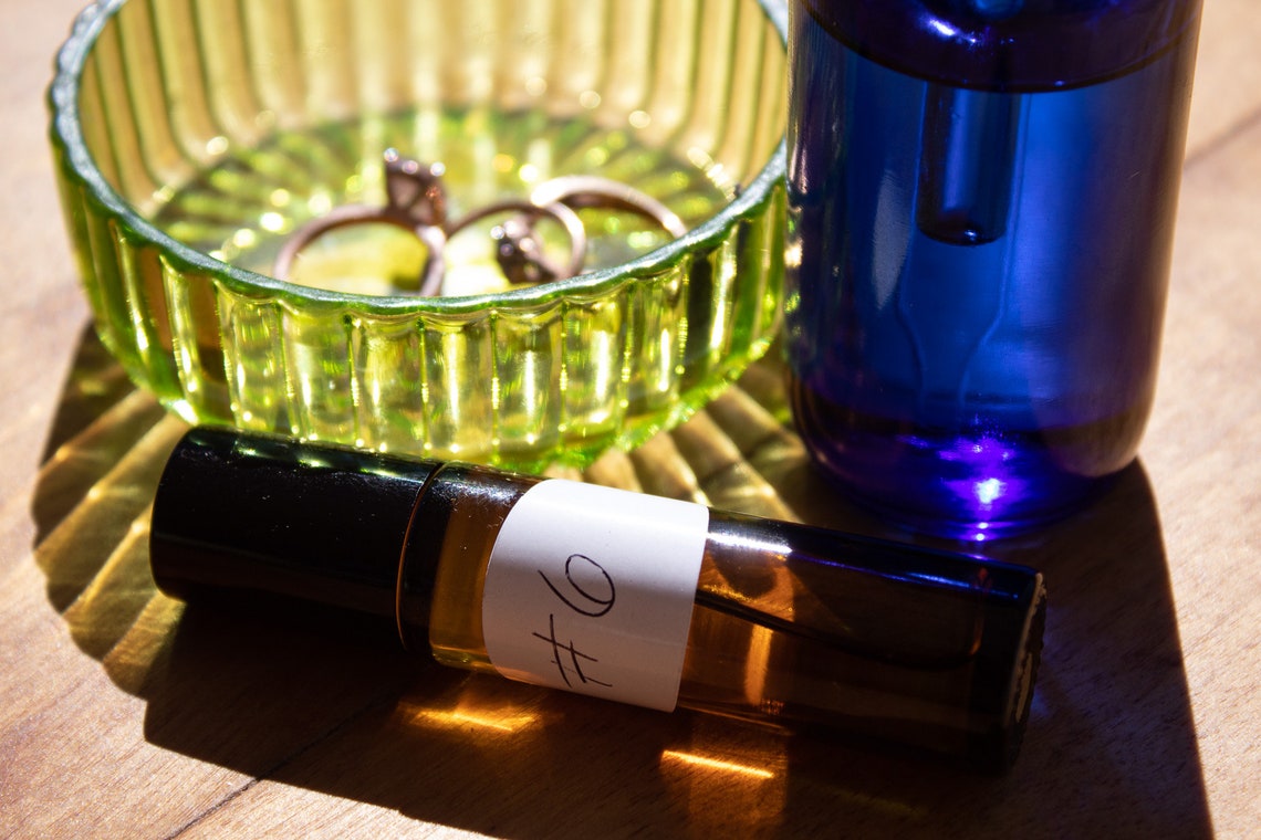 Fragrance Roller - Perfume Oil - Etsy