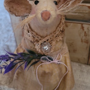Mouse Waiting for Spring - Etsy