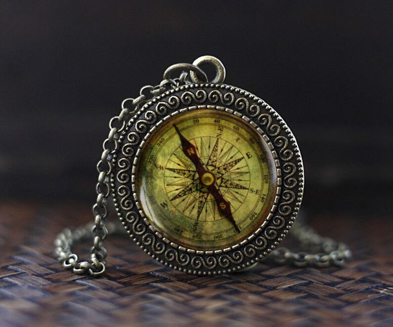Old Compass Pendant Vintage Compass Necklace Compass Etsy