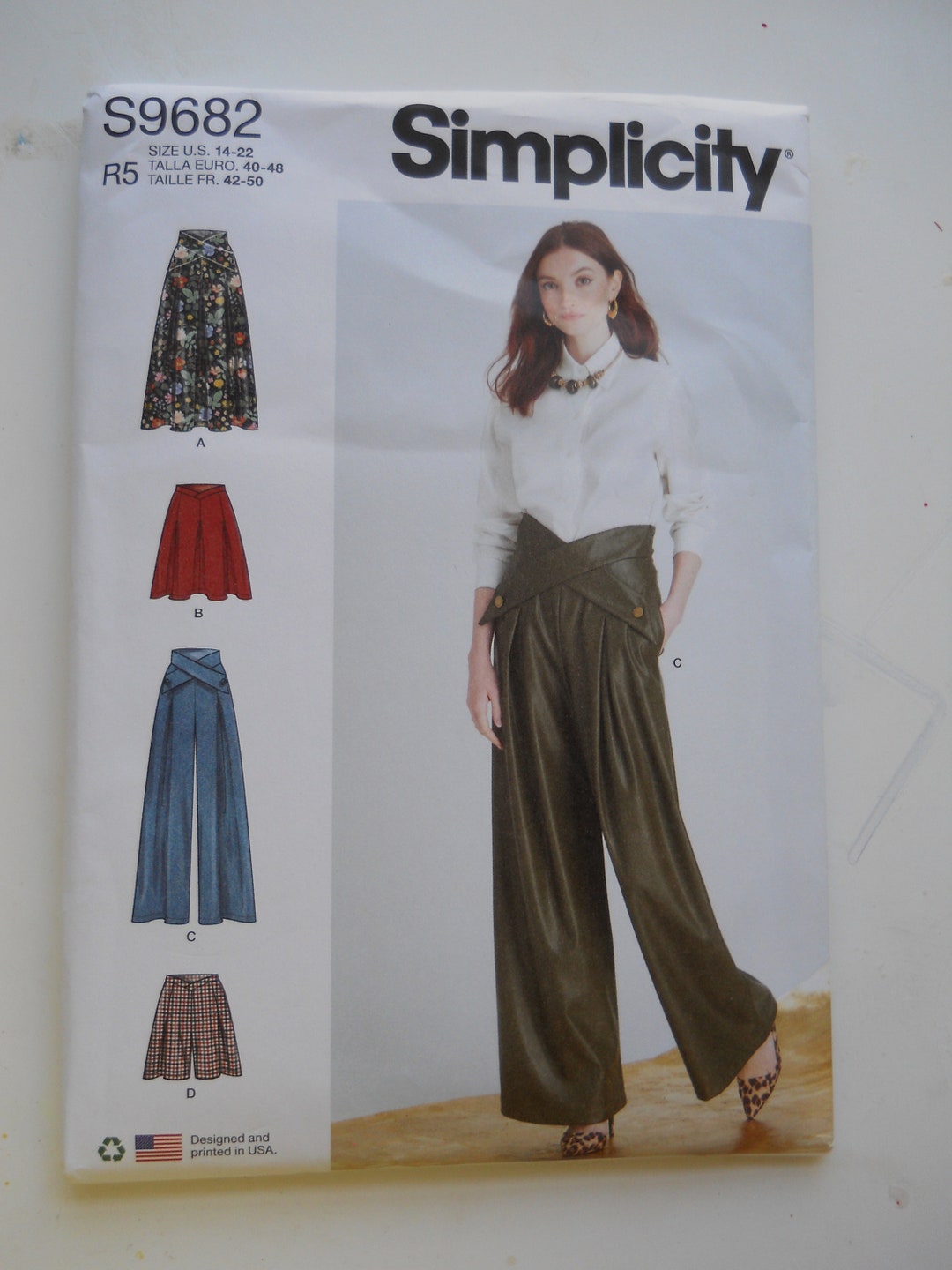 Shaped Crossover Waistband Simplicity S9682 D5 (4-12) or R5 (14-22) New ...