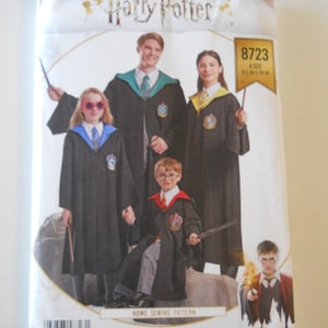 Harry Potter Hogwarts Robes Simplicity 8723 A (child XS-L and Adult XS ...