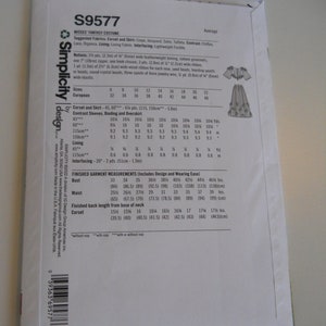 2022 Fantasy Corset & Skirt Simplicity S9577 H5 (6-14) or R5 (14-22 ...