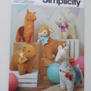 2022 Elaine Heigl Plush Animals Simplicity S9666 R11661 New Sewing ...