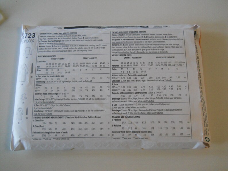 Harry Potter Hogwarts Robes Simplicity 8723 A (child XS-L and Adult XS ...