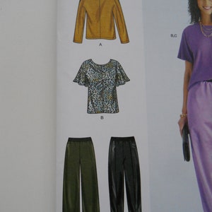 Easy Knit Cold Shoulder Top, Pants Simplicity S9690 K5 (8-16) or Y5 (18 ...