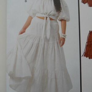 2024 Easy Crop Peasant Top & Tiered Skirt Mccall's M8483 W2 (20W-28W ...