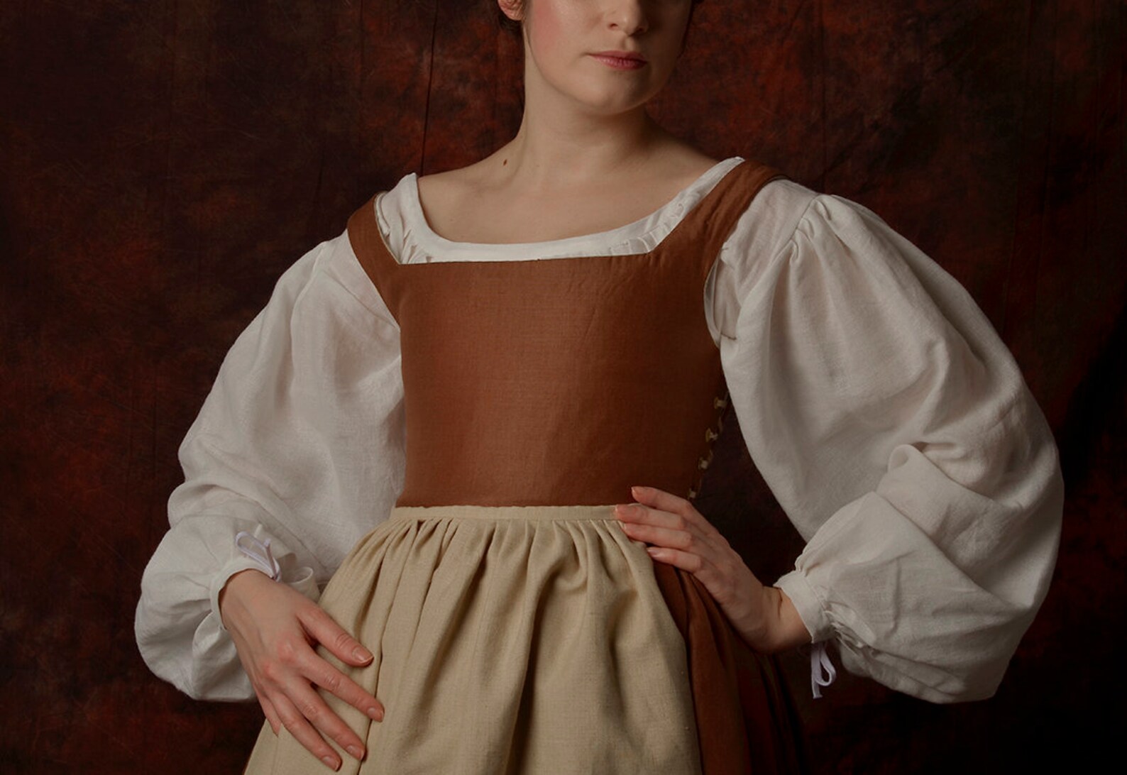 Early 1600 Italian Peasant Attire/ Early 17th Century Bespoke Gown ...