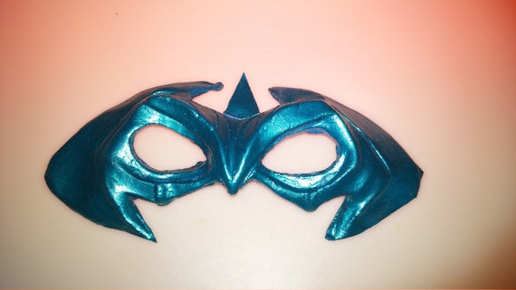 How To Make A Nightwing Mask