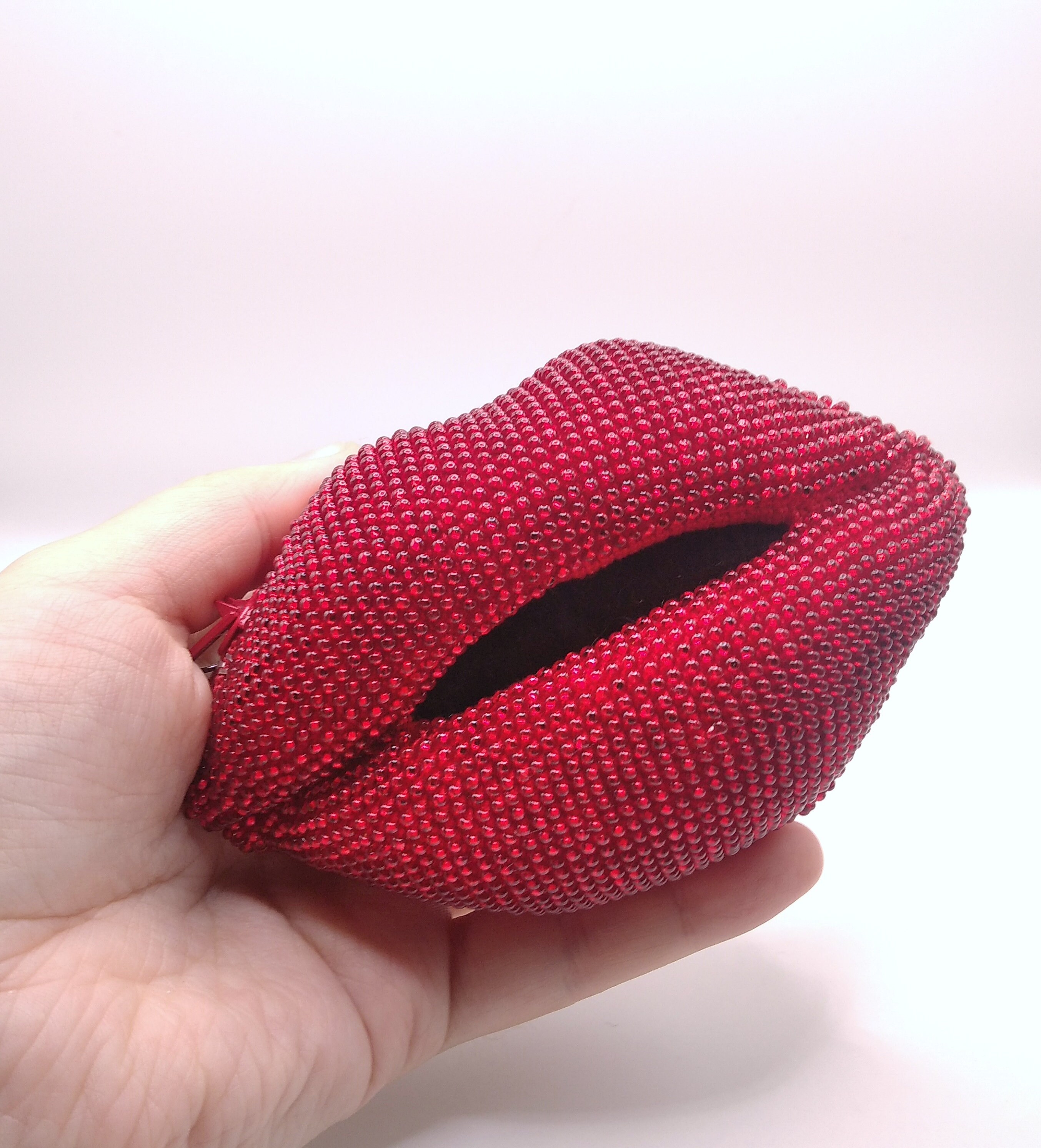 Beaded Red Lips Bag Crochet Mouth Coin Purse Funny Handmade Gift Purse ...