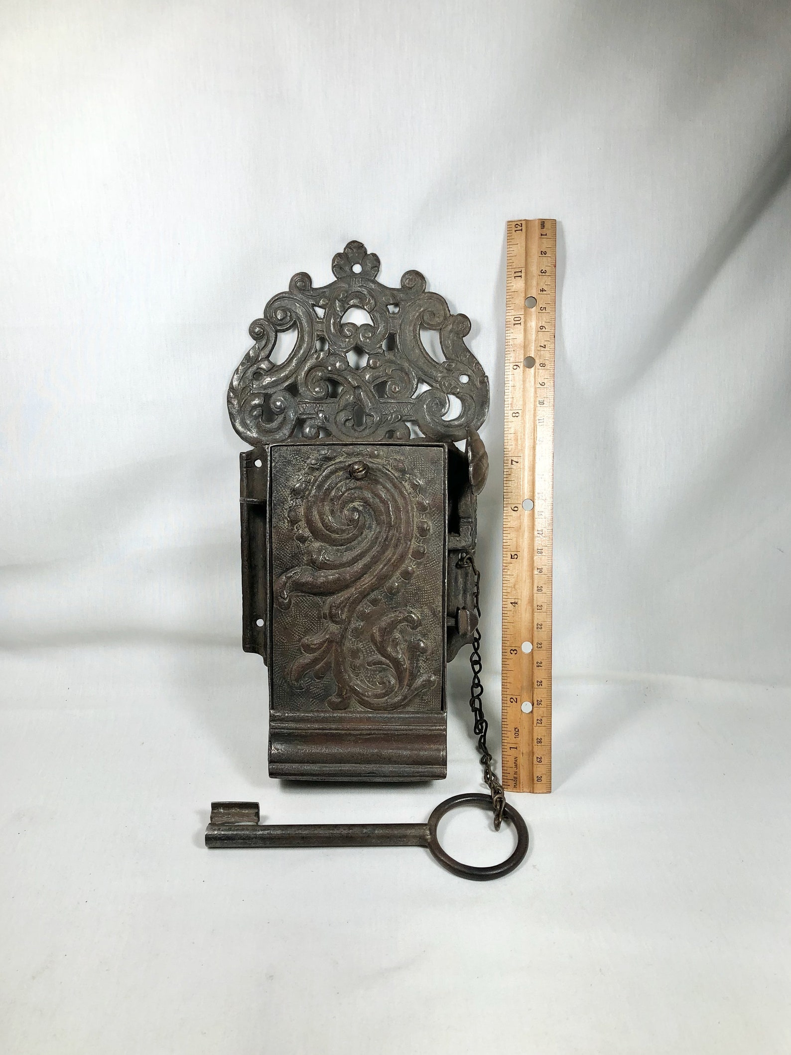 Antique 1700's Ornate Hand Forged Steel Lock & Key - Castle, Church, or ...