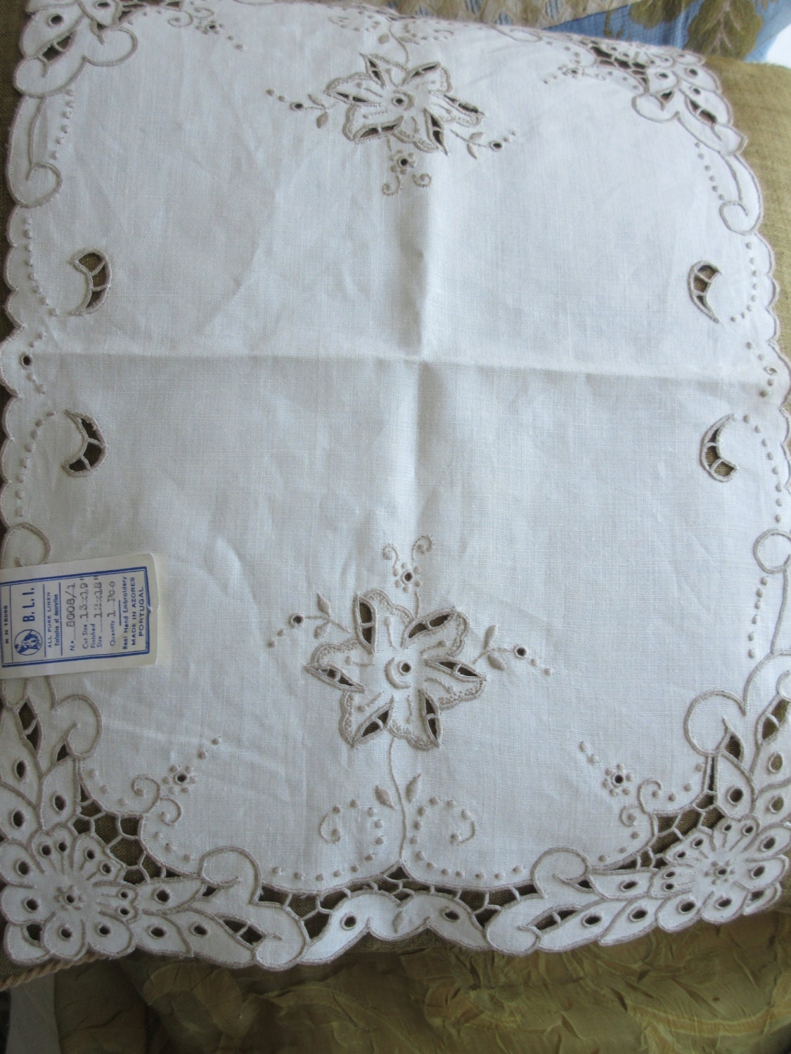 Hand Embroidered Linen, Cutwork, 1930's, Amazing Work, Floral Design ...