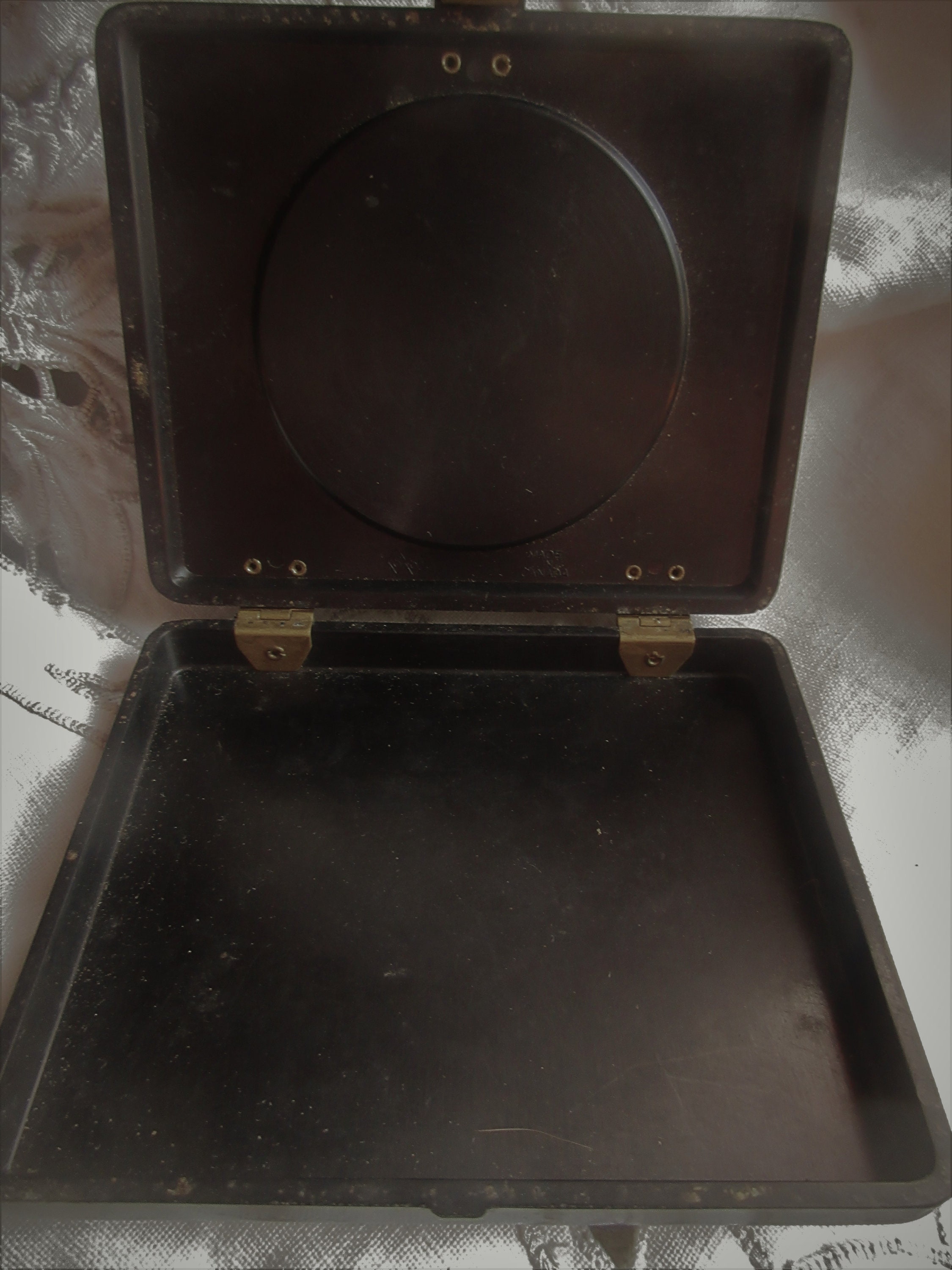 Bakelite Art Deco Compact Case, With Handpainted Disc on Front, 1700's ...