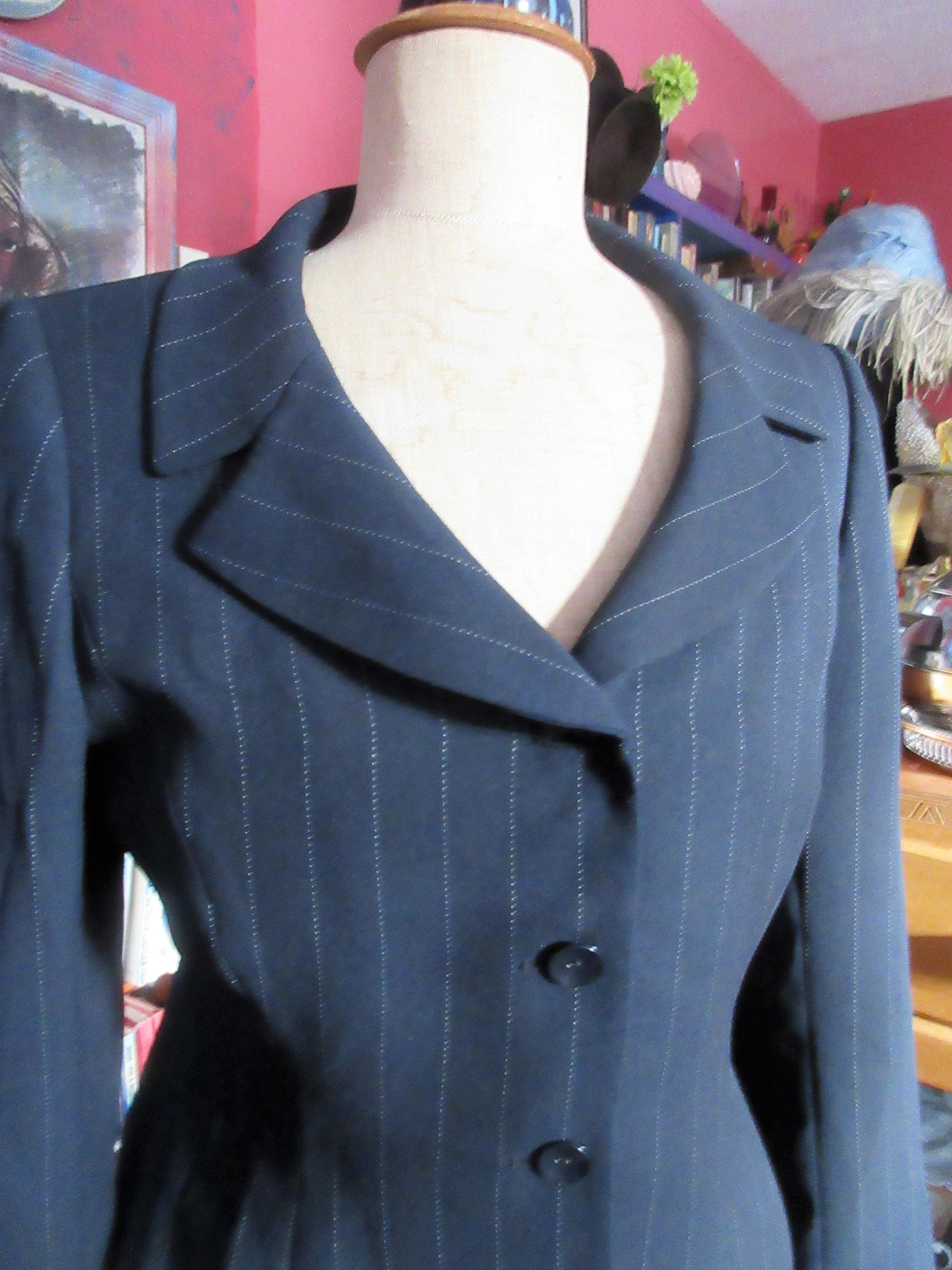 90's Designer Women's Power Suit, Professional Look, Executive, Tahari ...
