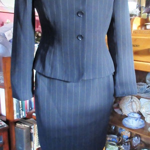 90's Designer Women's Power Suit, Professional Look, Executive, Tahari ...