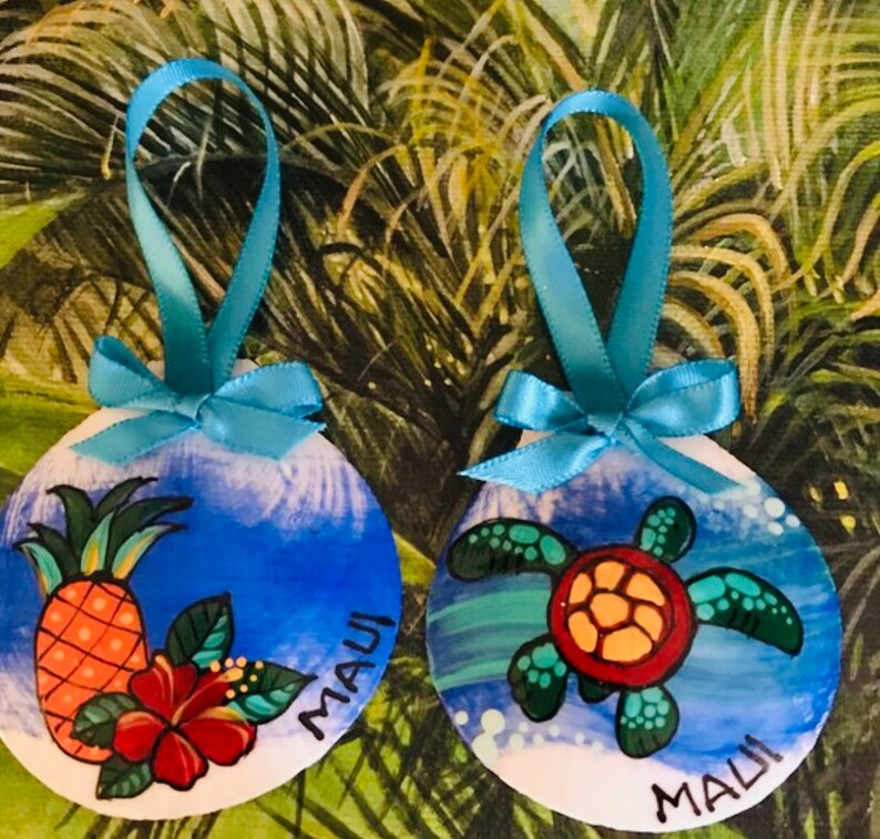 Set of 2 Hand Painted Shell Ornamentstropical Christmas - Etsy