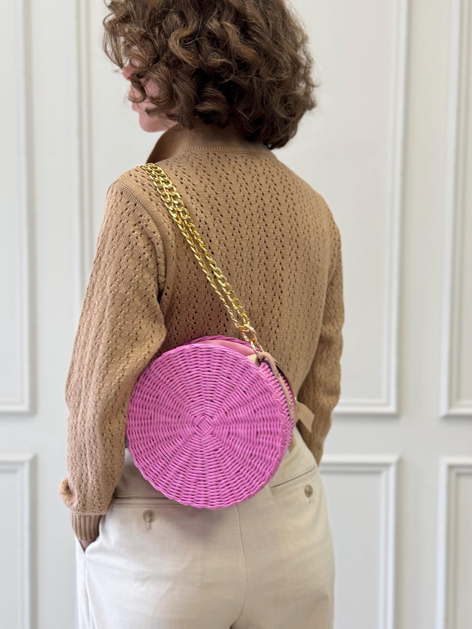 Pink Round Wicker Bag With Gold Chain Strap – Boho Summer Straw Purse ...