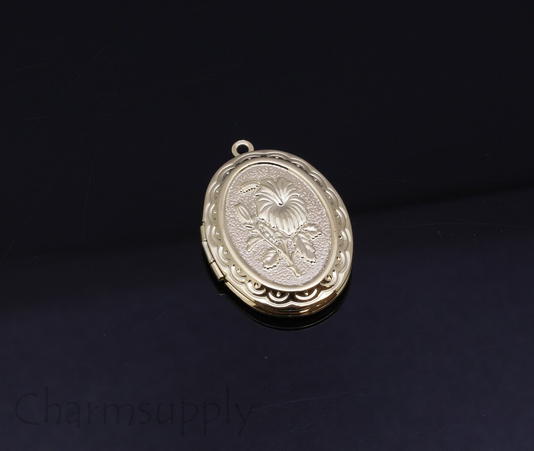 Large Gold Rose Pattern Oval Love Locket Pendant, 23x30mm, Rose Pattern ...