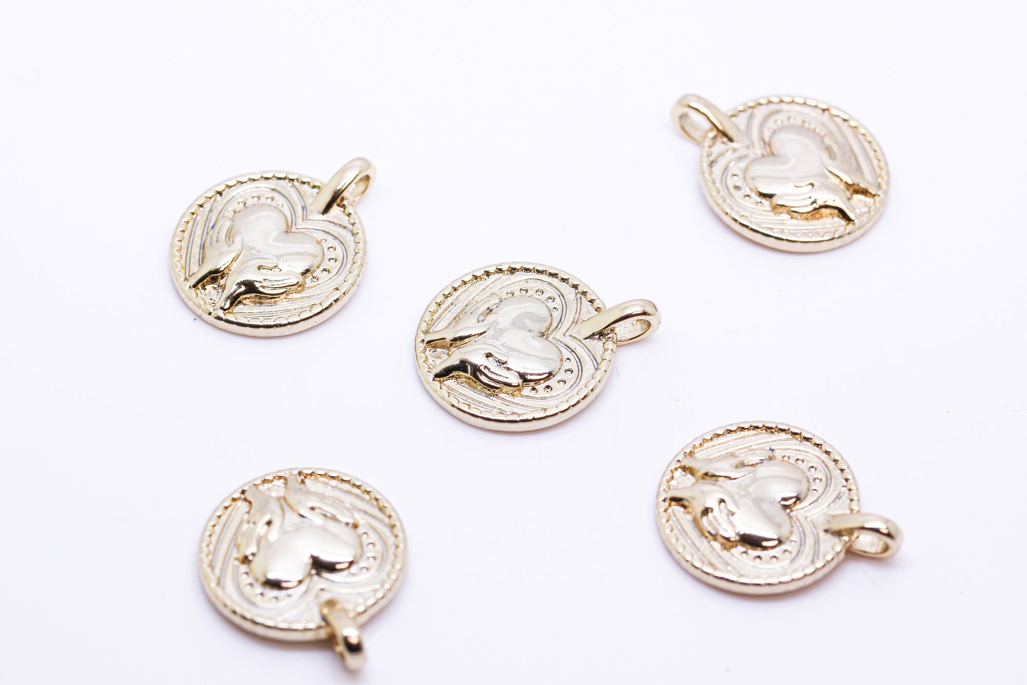 Gold Engraved Heart Token Pendant 1 Pc or 10 Pcs WHOLESALE - Etsy