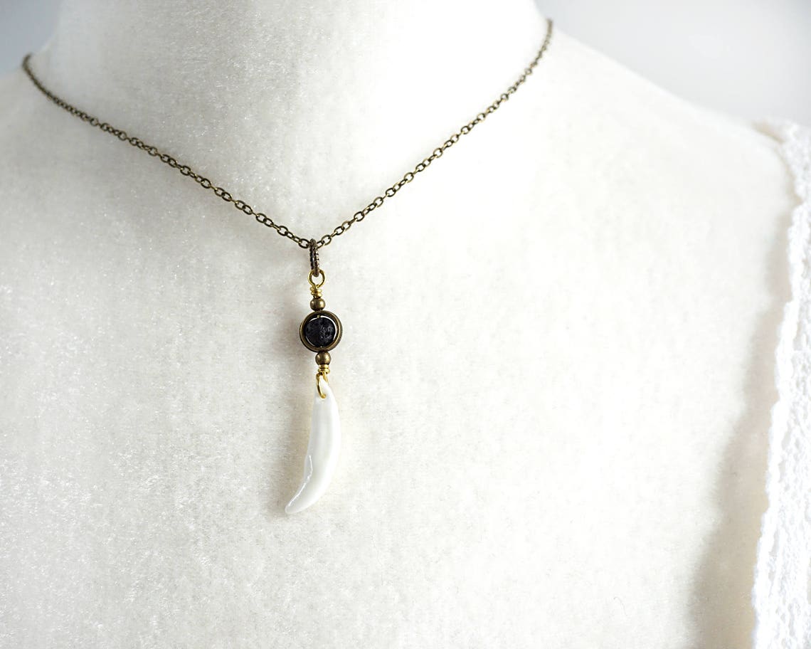 ON VACATION, Dainty Wolf Tooth Necklace Wolf Necklace Black Lava Raw ...