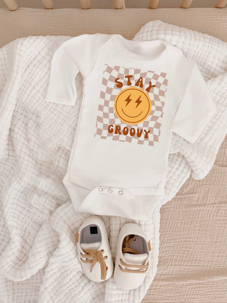 Groovy Baby Shirt, Stay Groovy, Retro Hippie Baby Outfit, New Baby Gift ...
