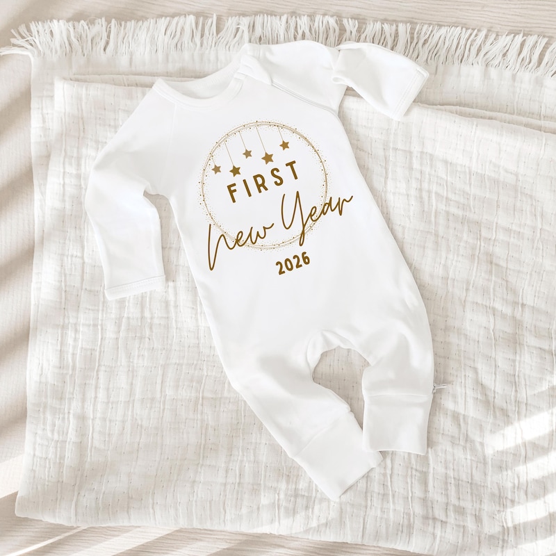 Newborn First Outfit - Etsy