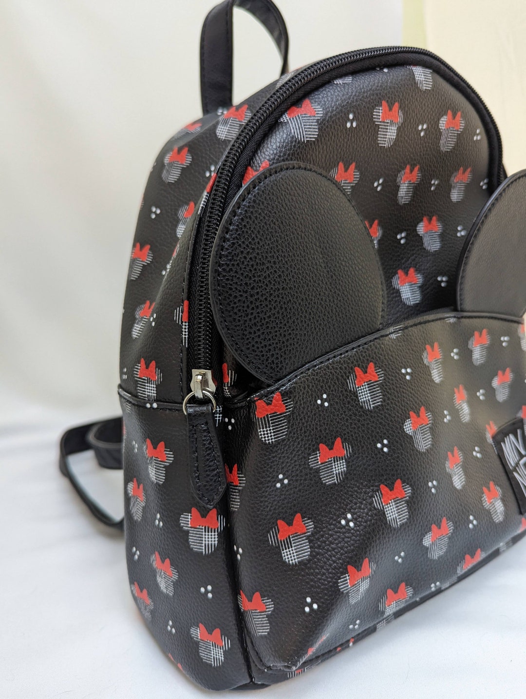 Disney Backpack / Bum Bag / Minnie / Cute / Gift / Mickey / Vacation ...