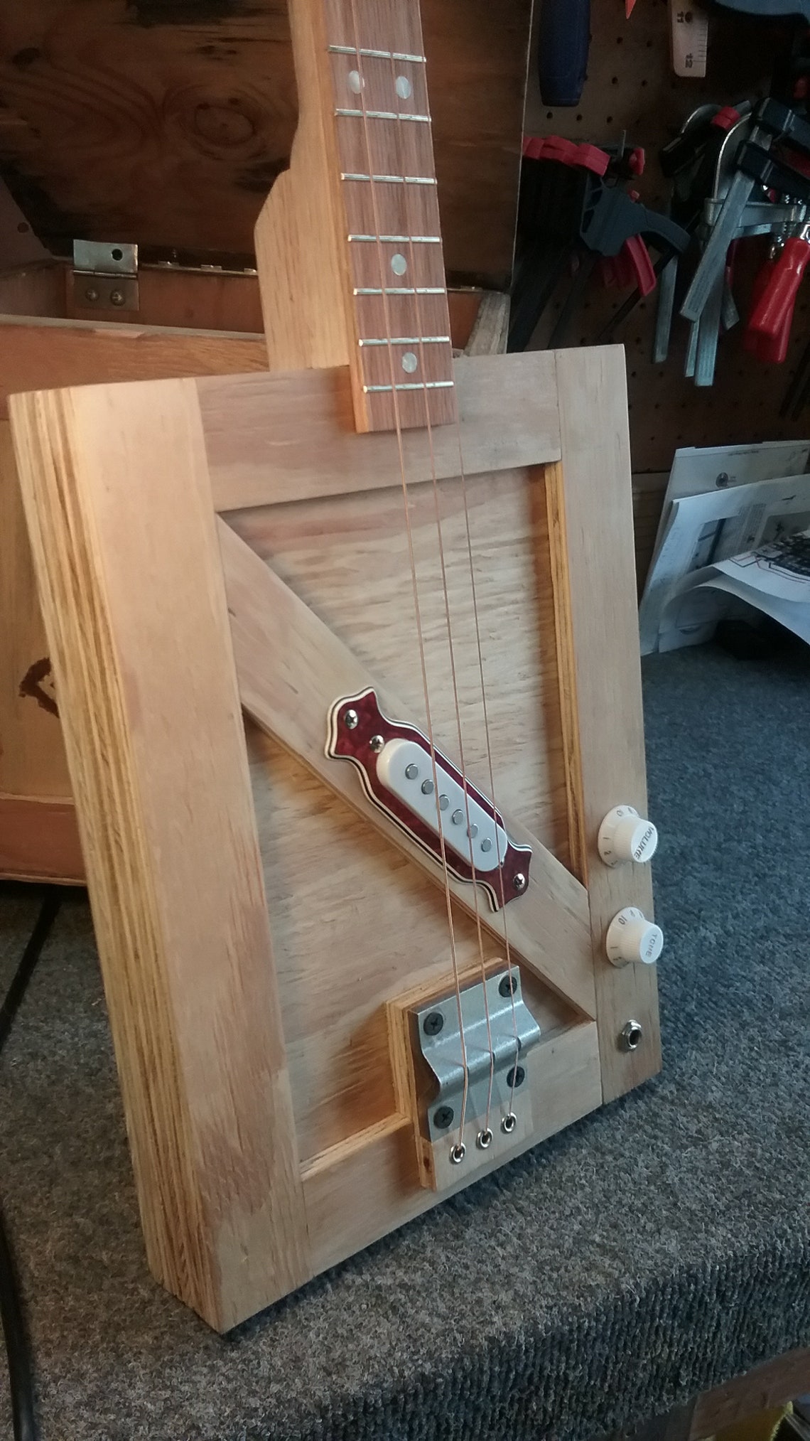 Plywood Crate 3 String Guitar - Etsy