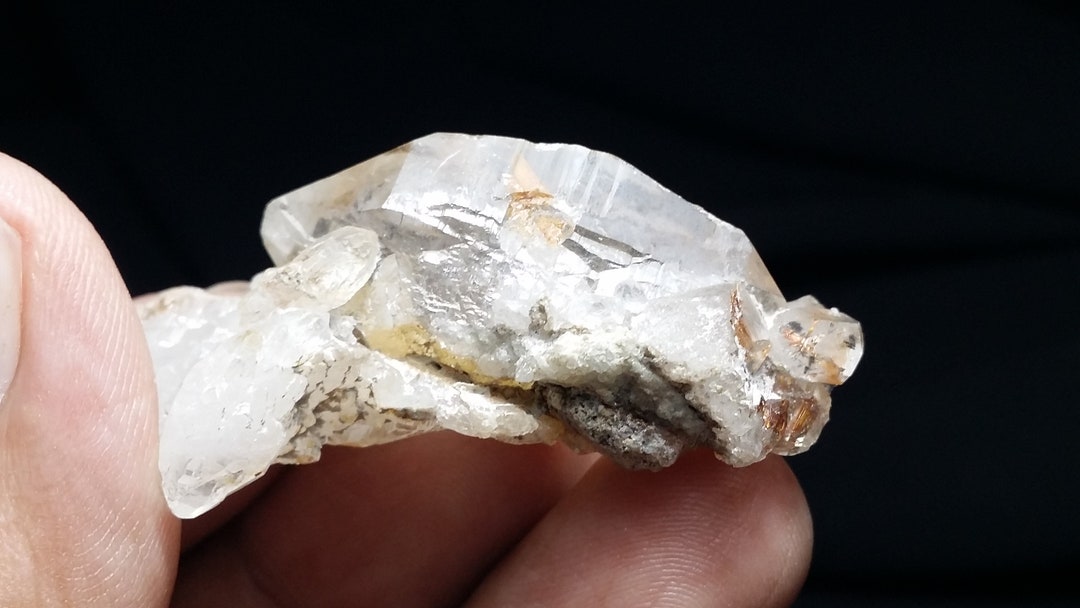 Gwindel Quartz With Golden Rutile/sagenite Inclusions - Etsy