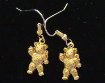 Claddagh Earrings 24 Karat Gold Plate or Oxidized Matte Silver | Etsy