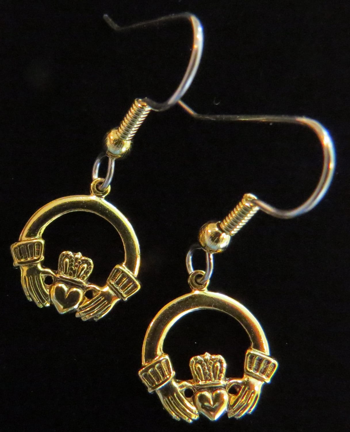 Claddagh Earrings 24 Karat Gold Plate or Oxidized Matte Silver - Etsy
