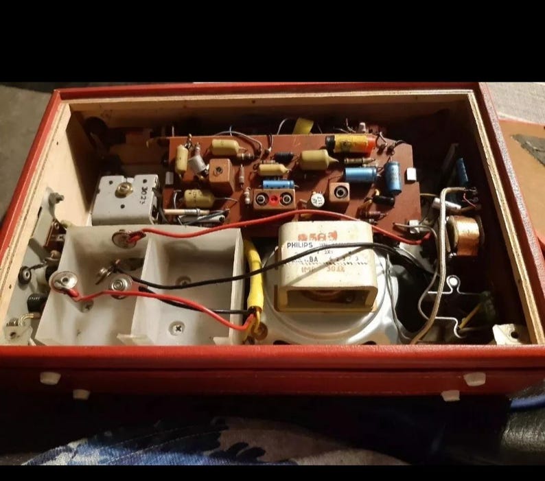 Vintage Phillips Transistor Radio 1960s - Etsy