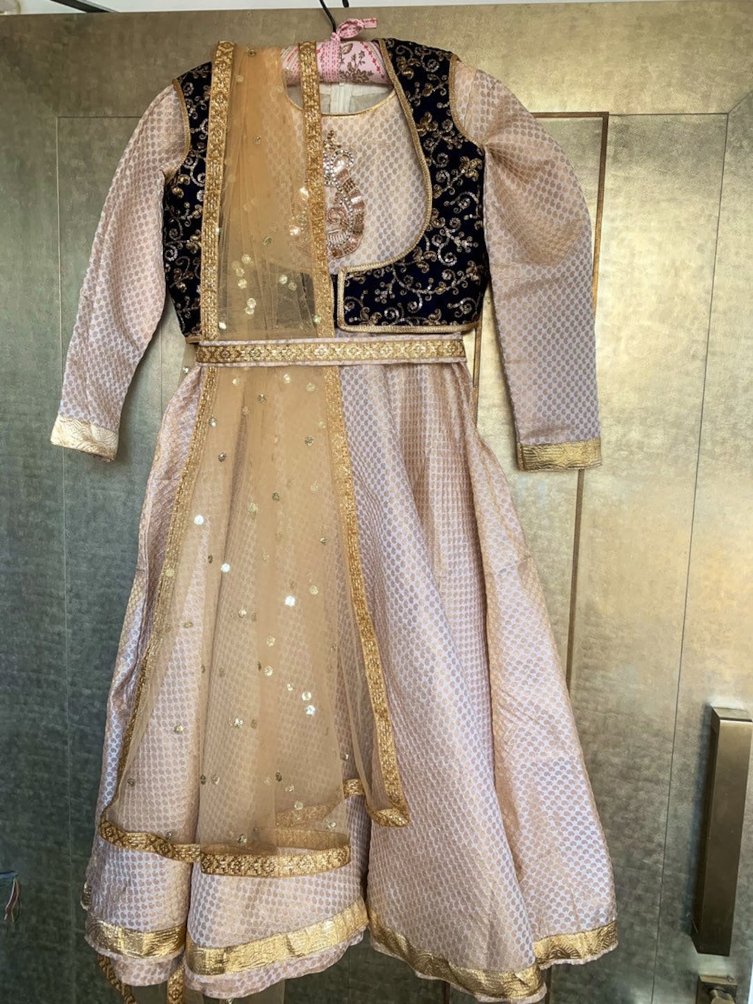 Custom Kathak Anarkali Dress: 5-piece Indian Dance Costume - Etsy