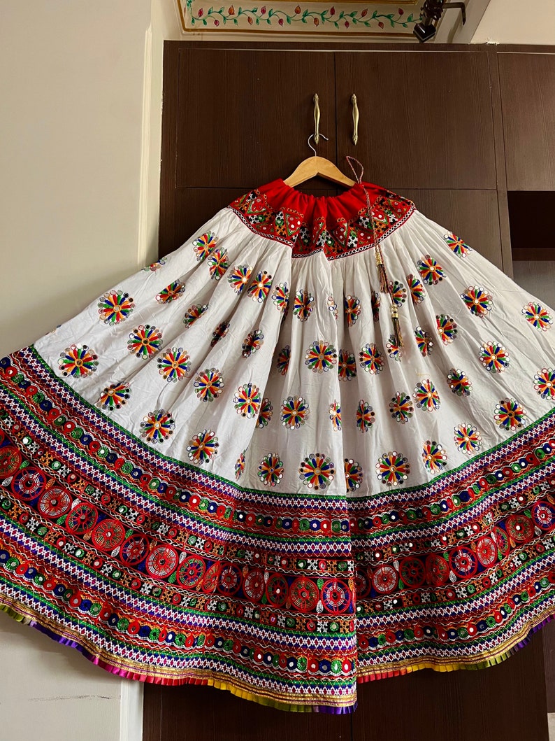 Garba Skirt/gujrati Costume/dandiya/ Navratri Skirt /garba Dress ...