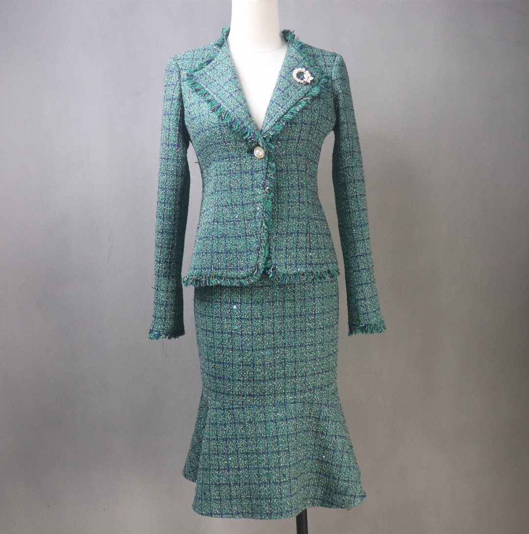 Spring Green Tweed Suit Custom in Plus Sizes Tweed Jacket + Fishtail ...