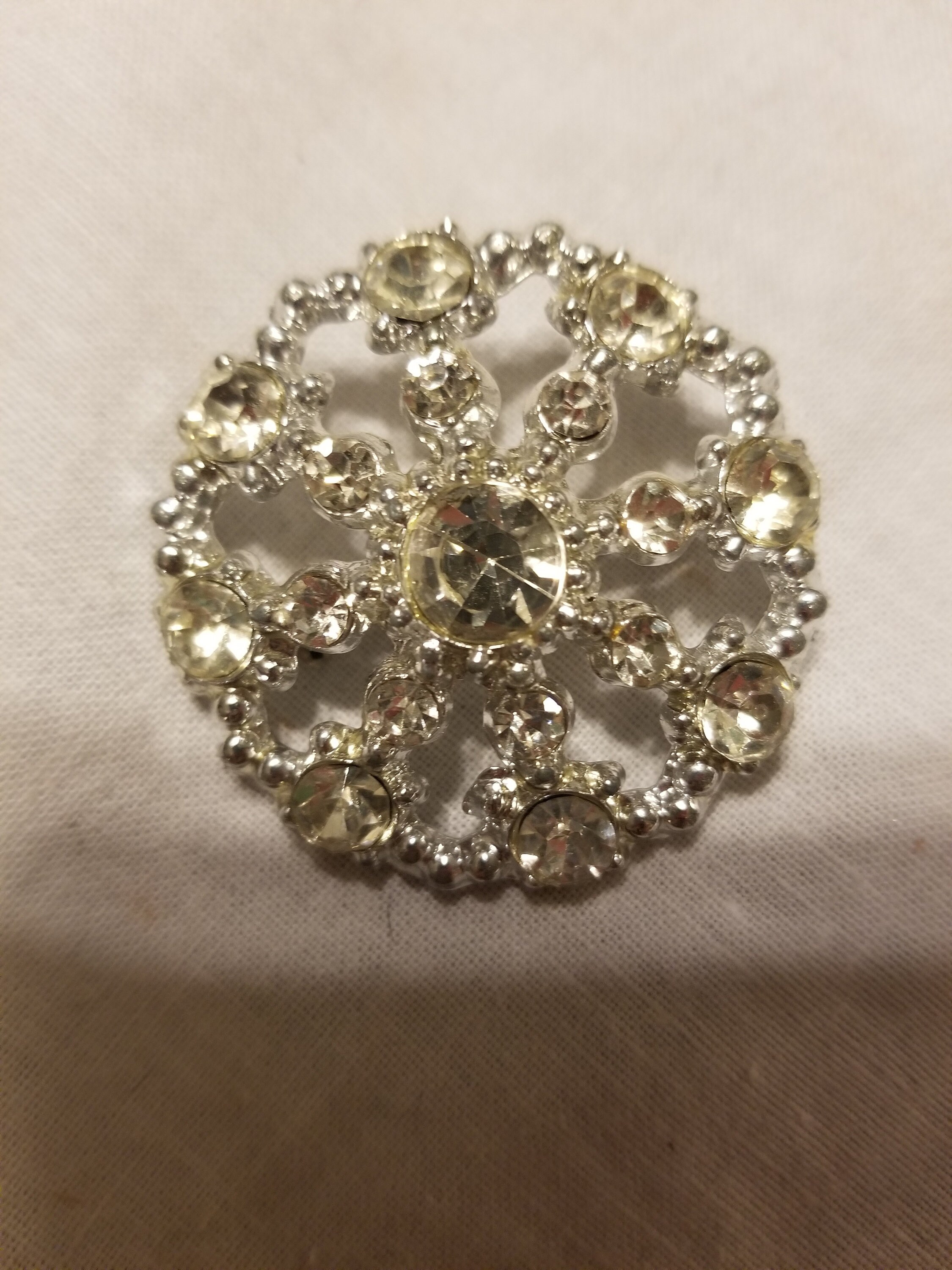 Vintage Crystal Pin/brooch - Etsy