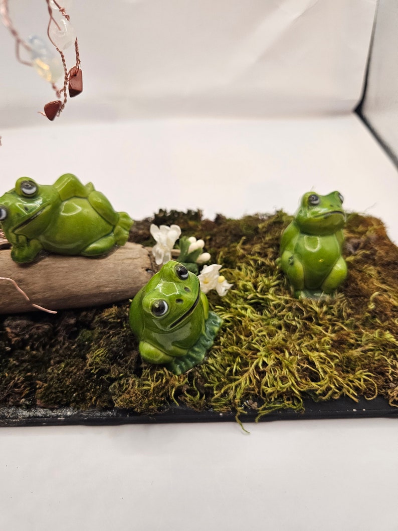 Tree of Life Diorama 3 Little Frogs - Etsy