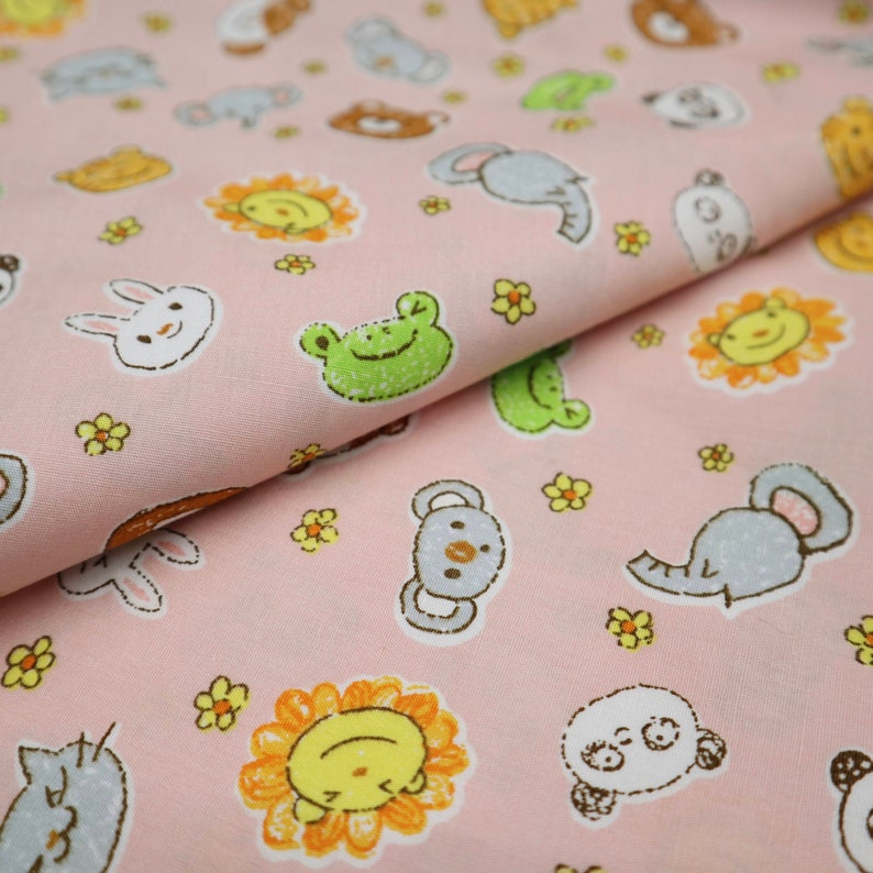 Lovely Animals Printed Cotton Fabric - Wildlife Cotton Fabric, Animal ...