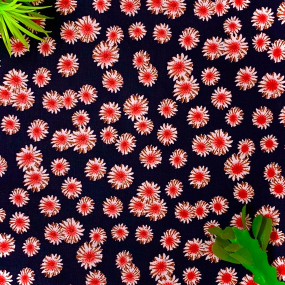 Daisy Flower Cotton Fabric Flowers Printed on Black | Etsy